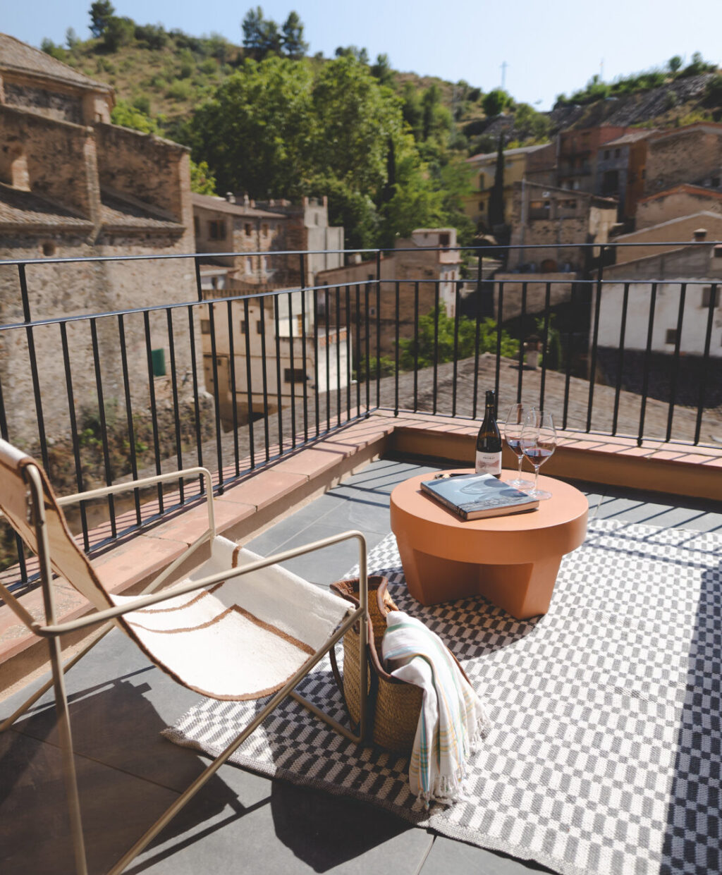 Rustic Hotel Accommodation | Ora Hotel Priorat